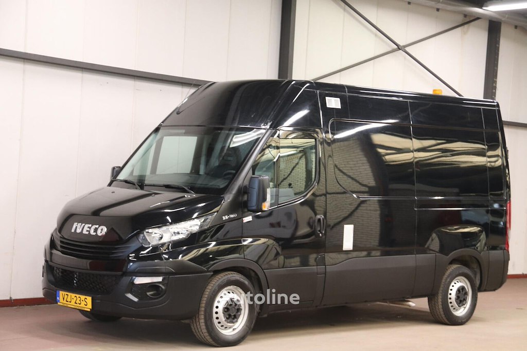 IVECO Daily 35S16V 2.3 L2H2 160PK 3500 KG TREKVERMOGEN EURO 6 minibus furgon