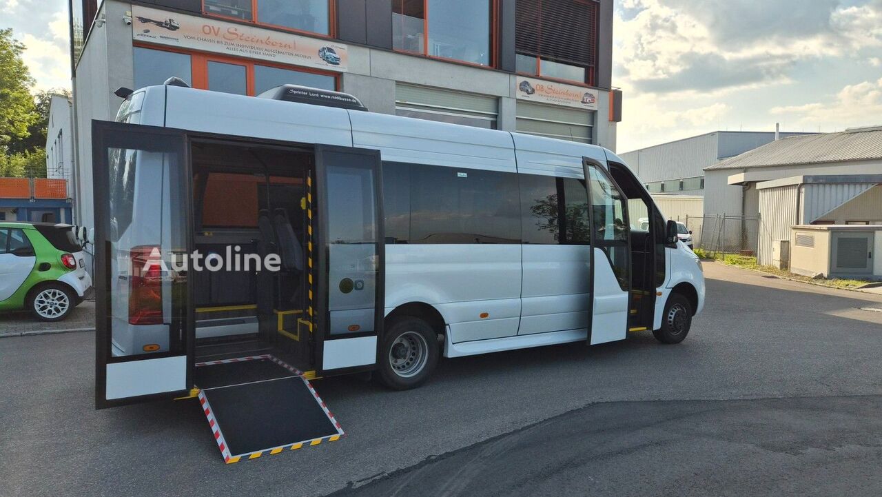 Novi Mercedes-Benz Sprinter 515 Heckniederflur 2 x vorhanden putnički minibus