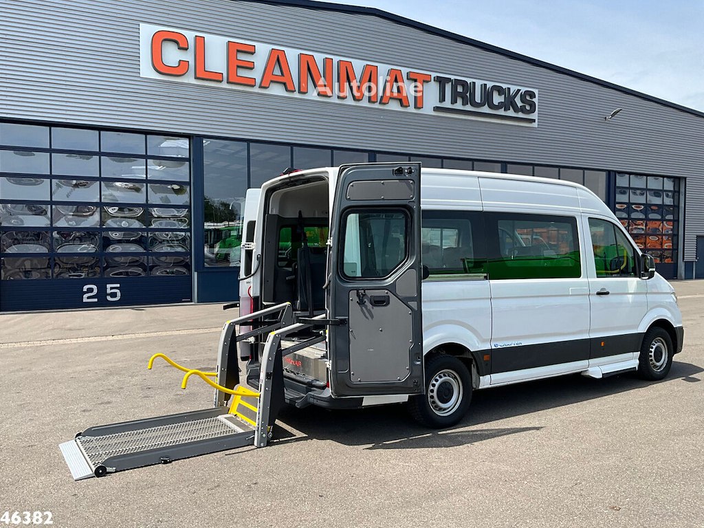 Volkswagen E-Crafter 100% Elektrisch 9 persoon + 2 rolstoelvervoer putnički minibus