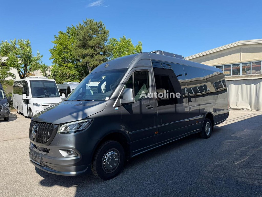 Novi Mercedes-Benz Sprinter 519 putnički minibus