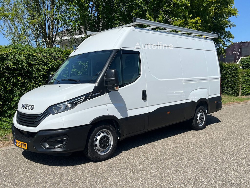 IVECO Daily 35S18 3.0 Automaat |L2H2 | 3500kg trekgewicht |Imperiaal laki furgon