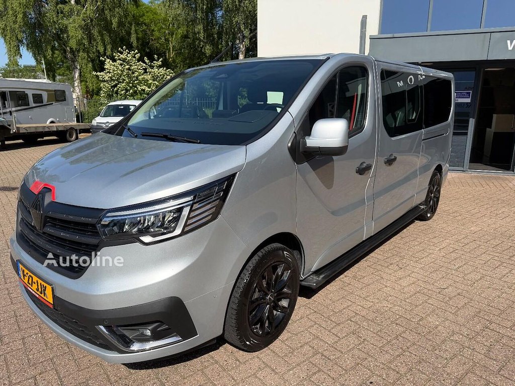 Renault TRAFIC EXCLUSIVE VAN CREW E6 L2H1 2.0L 170 PK DUBBELE CABINE / A kombi minibus