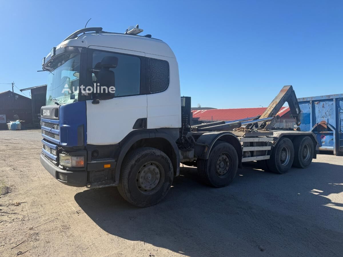 Prodaje se Scania P124 CB8X4NZ 420 rol kiper sa kukom na aukciji