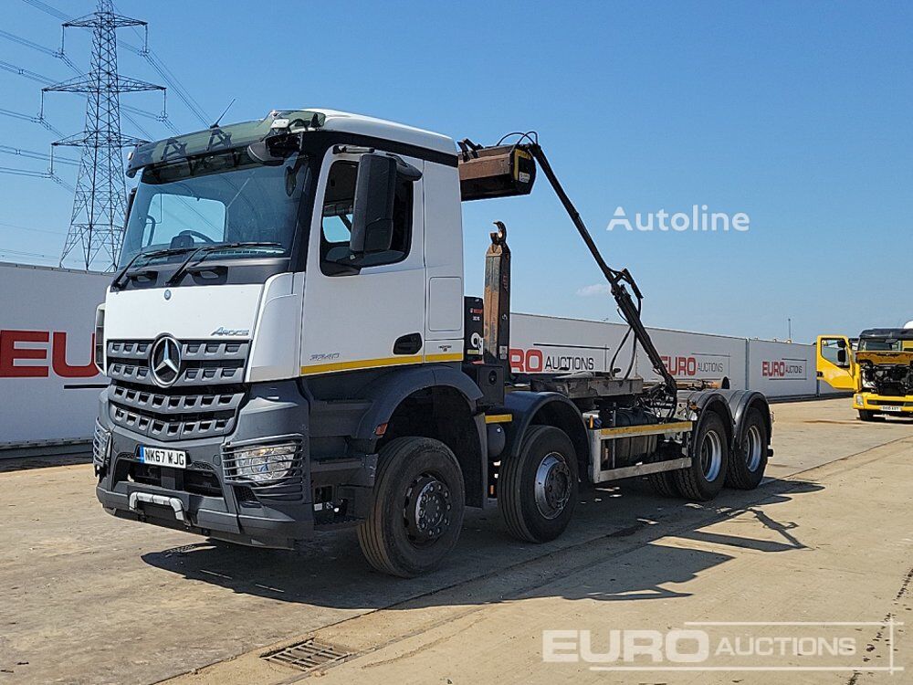 Prodaje se Mercedes-Benz Arocs 3240 rol kiper sa kukom na aukciji