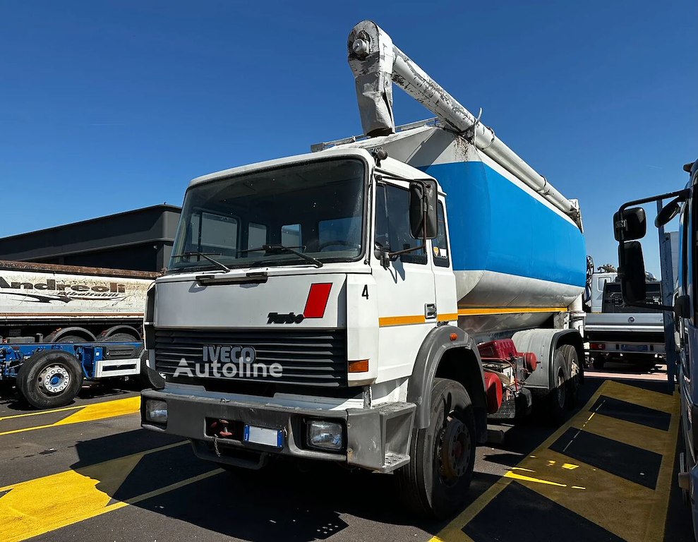 IVECO 190.26 MENCI Granulat-Silo 30cbm autocisterna
