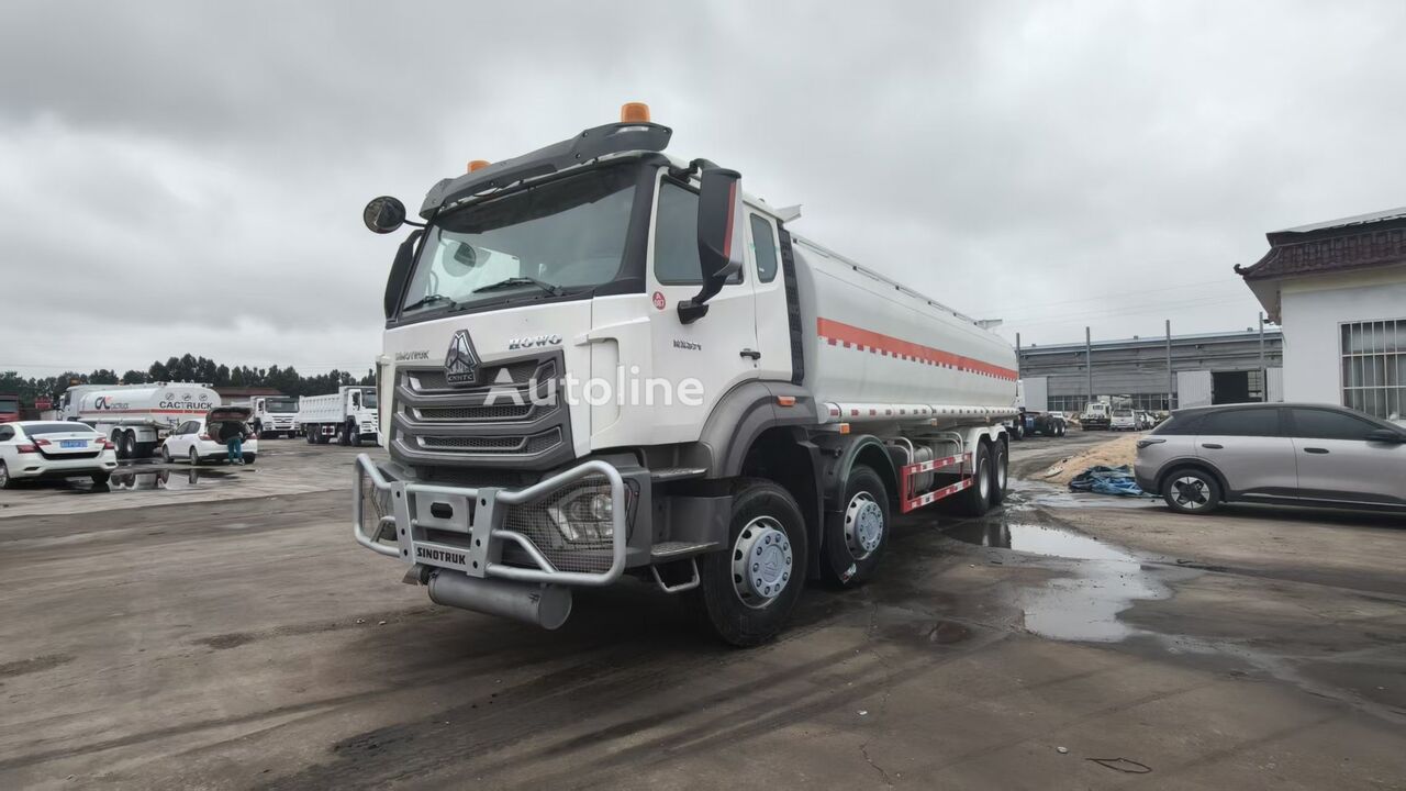 Nova Howo NX371 autocisterna za gorivo