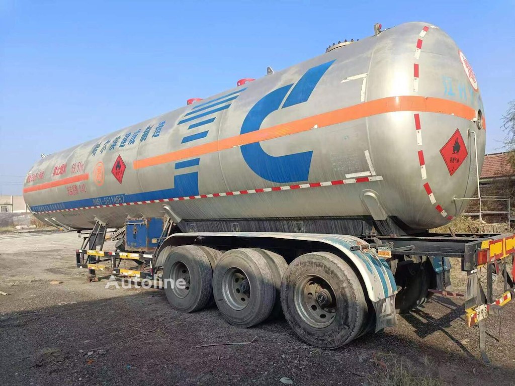 Nova poluprikolica cisterna za gas