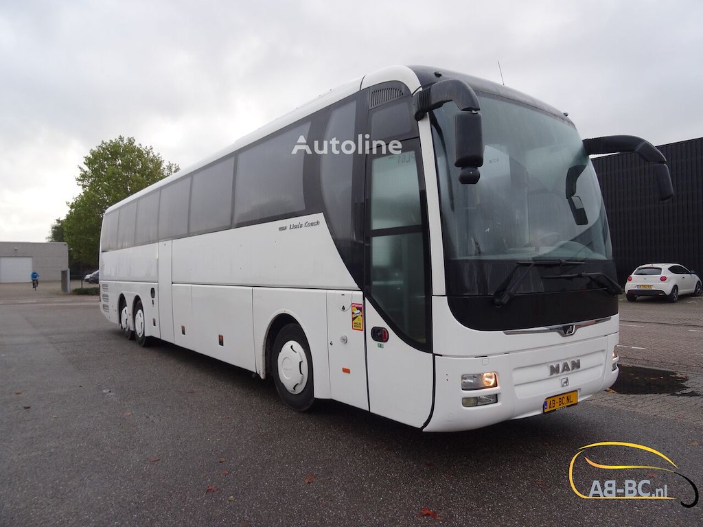 MAN R08 Lion's Coach 61 seats euro 6 turistički autobus