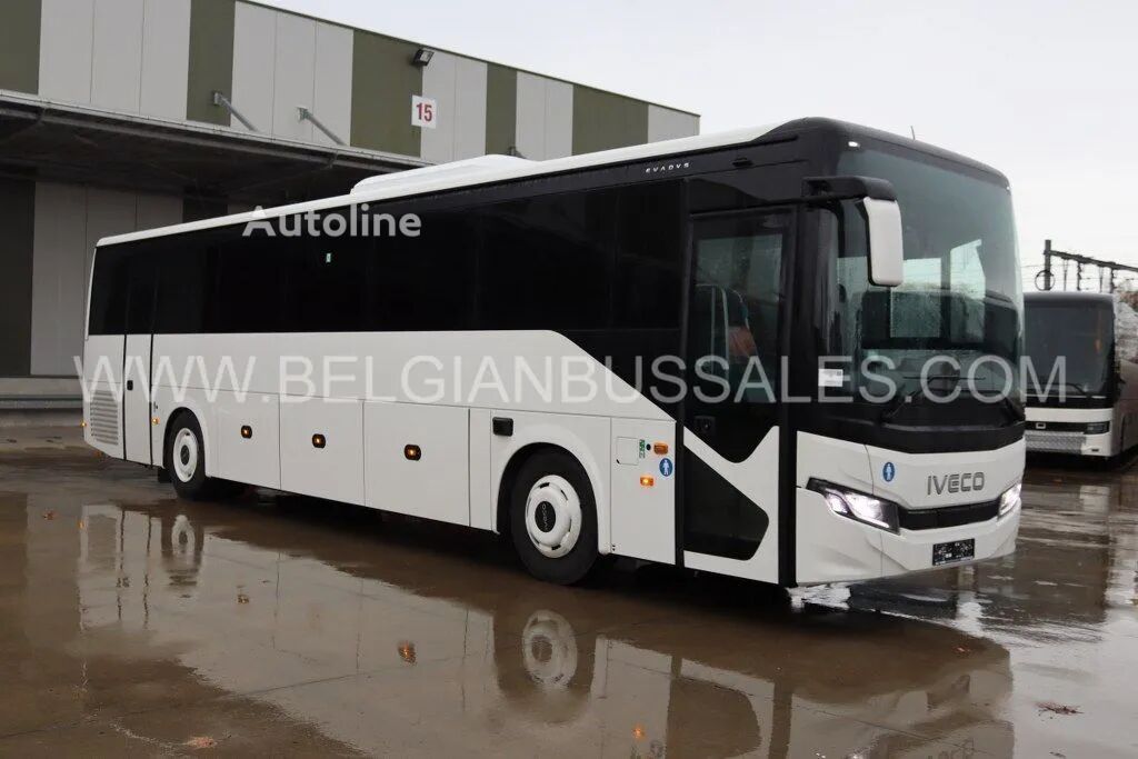 Novi IVECO Evadys 12m / Rear door / 3-point seat belts / NEW!! / 5X UNITS turistički autobus