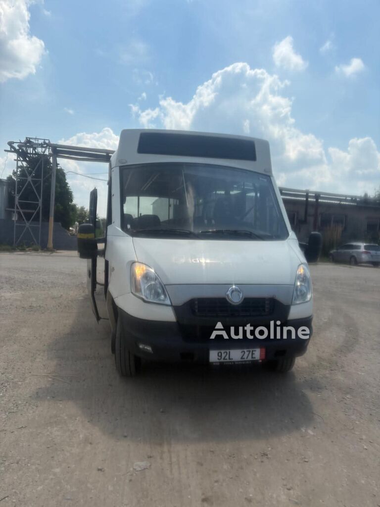 IVECO Stratos prigradski autobus