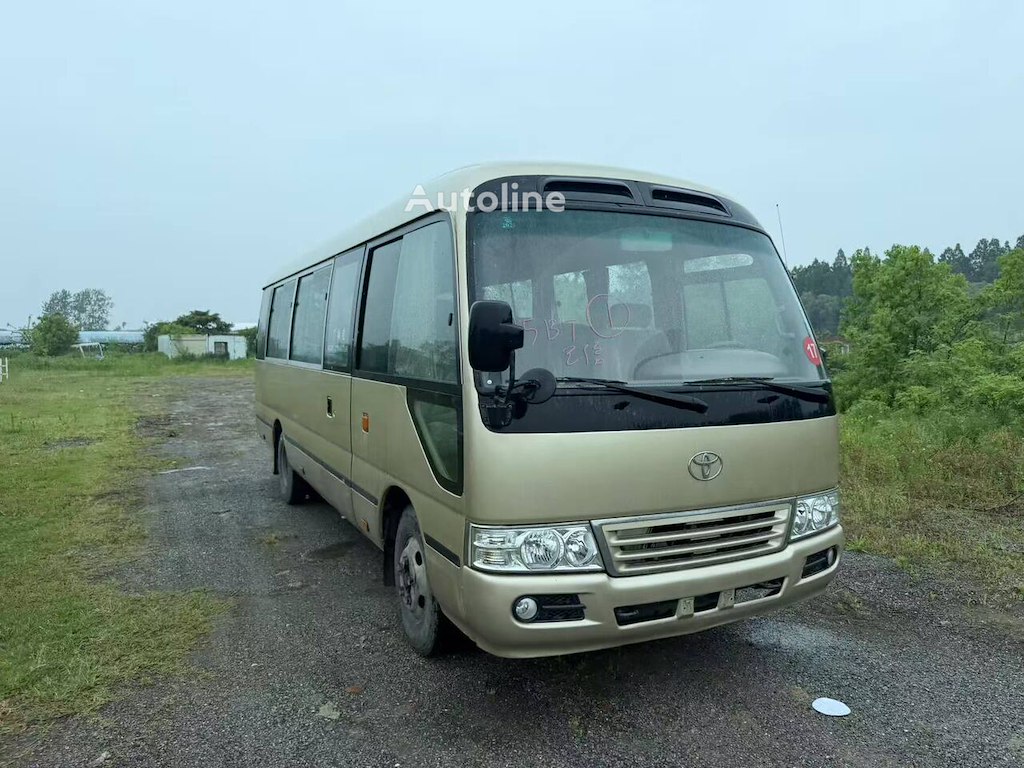 Toyota prigradski autobus