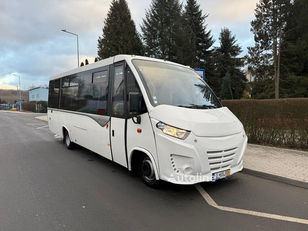 IVECO Thesi Kapena 72C170 34 MIEJSCA 3.0 170 km €6 prigradski autobus
