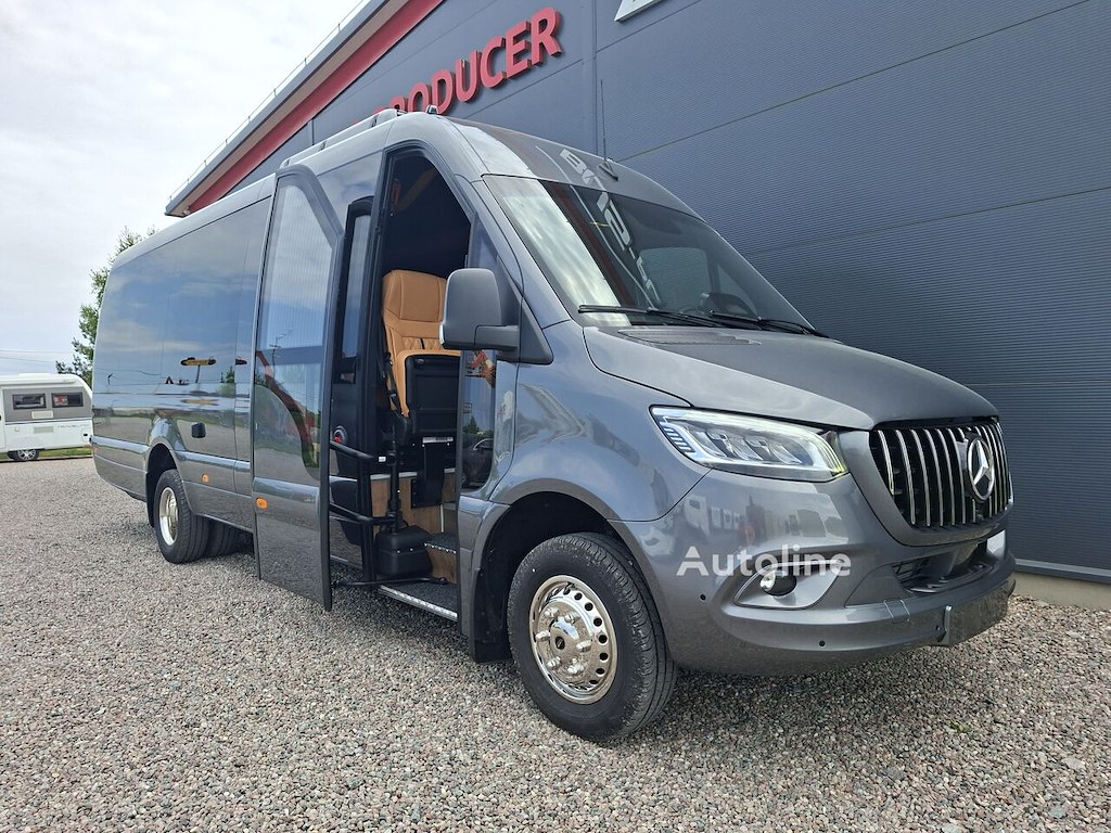 Novi Mercedes-Benz Sprinter 519 prigradski autobus