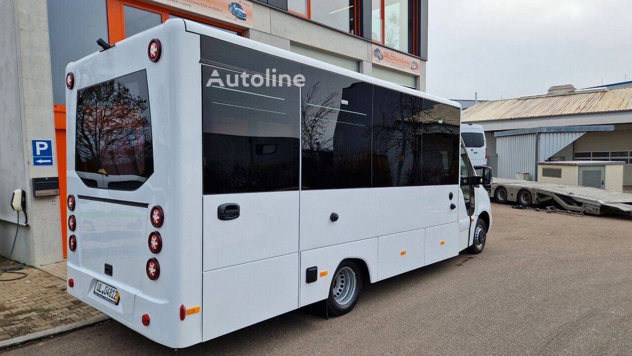Novi Mercedes-Benz 30 Sitzer Schul- Transferbus 519 Vorlauffahrzeug gradski autobus