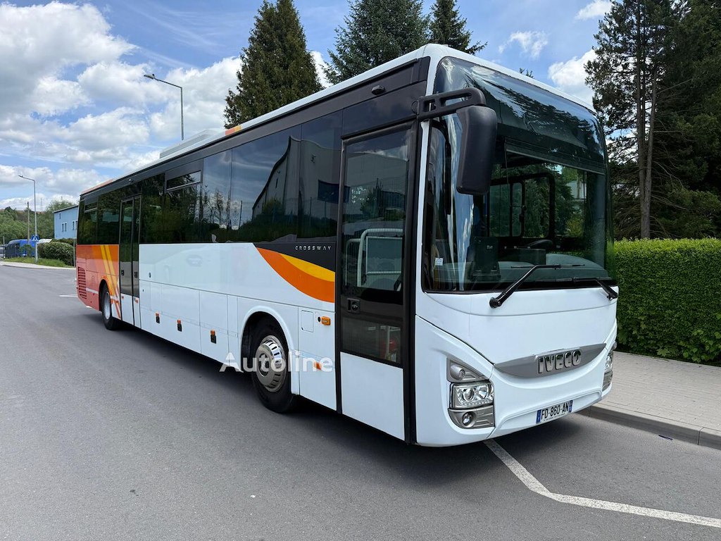 IVECO CROSSWAY 13 m KLIMA 63 MIEJSCA TECTOR 320KM autobus za razgledavanje grada