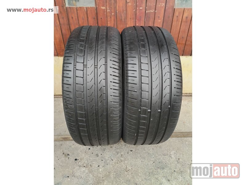 3022. Gume PIRELLI 19-ice, LETNJE 255/45, Šara 5,7 mm