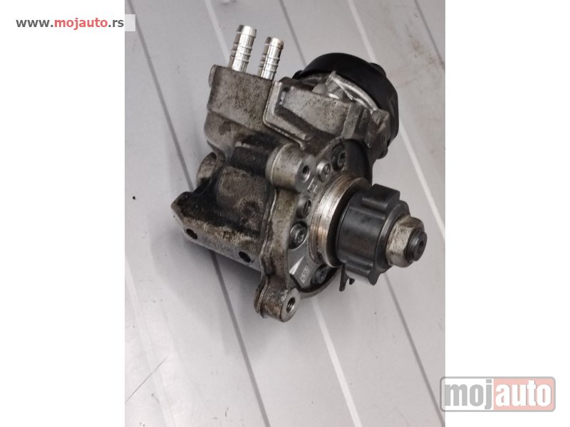 Audi a3 8v Pumpa visokog pritiska 1.6 tdi 105 ks 2012-2020 Originalni delovi Moguca ugradnja delova Alfa Romeo 147-156-166-159-GT-MiTo-Giulietta Fiat bravo 2 - croma -grande punto -multipla 2 -pun...