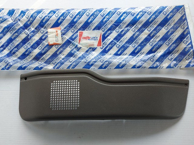 Fiat UNO door trim, panel right door ( 5966273 )