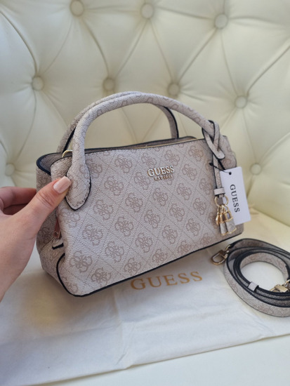 Guess novo