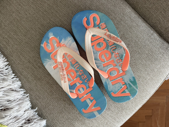 Superdry nove nenosene papuce