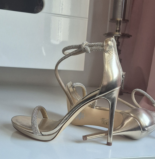 Nove Nine West sandale