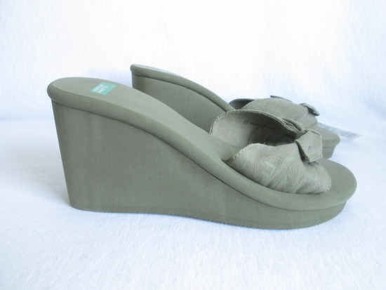 PAPUCE "BENETTON" 37 *NOVE*