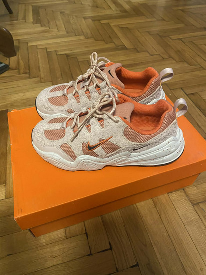 Nike nove 36