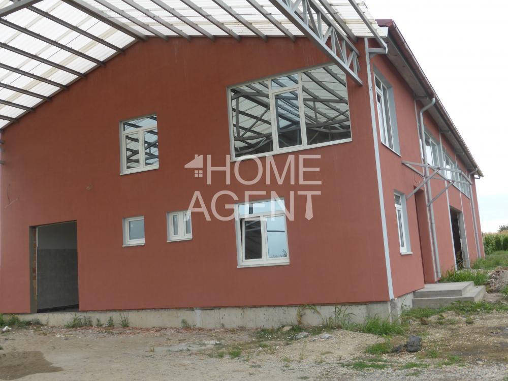 Proizvodne hale na 35 ari, moguće proširenje ID#1432
600.000 €