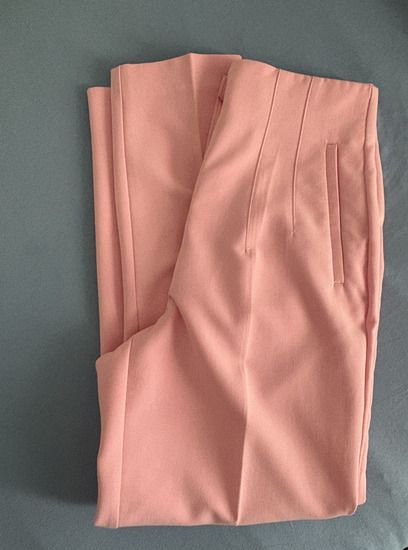 Roze Zara pantalone
