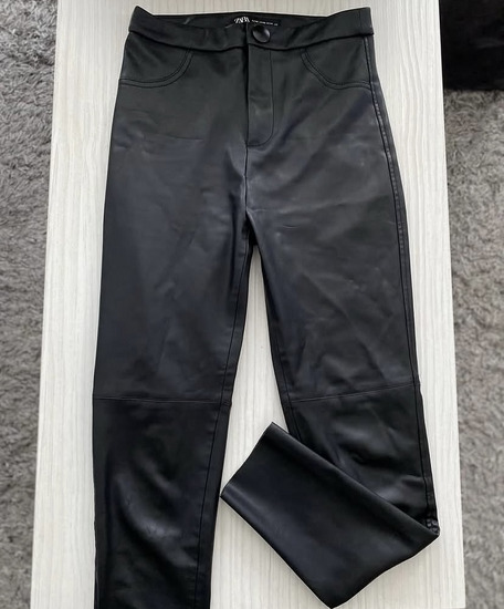 Zara kožne pantalone