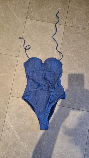 Guess jednodelni kupaci xs novo gratis ptt