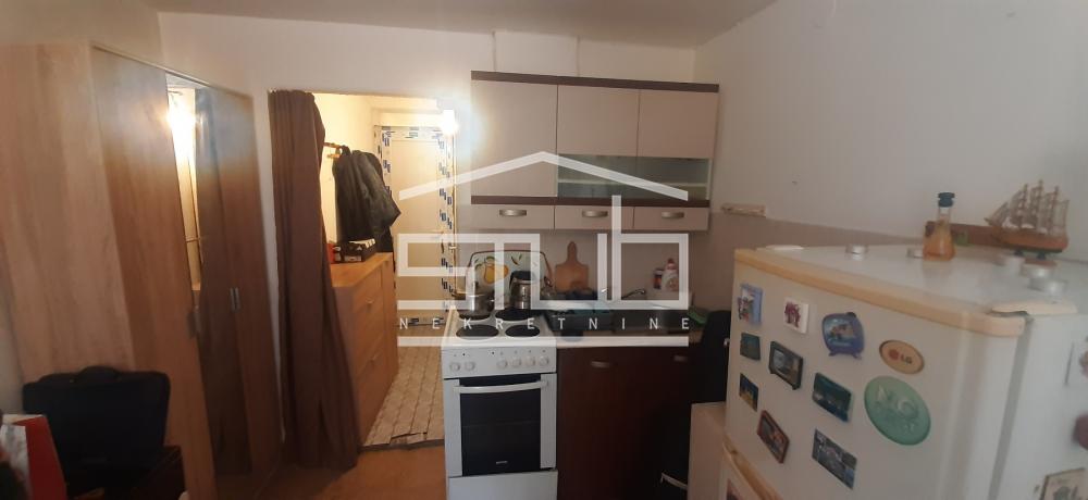 Uknjižena garsonjera Cerak, Prodaja! ID#1572
54.900 €