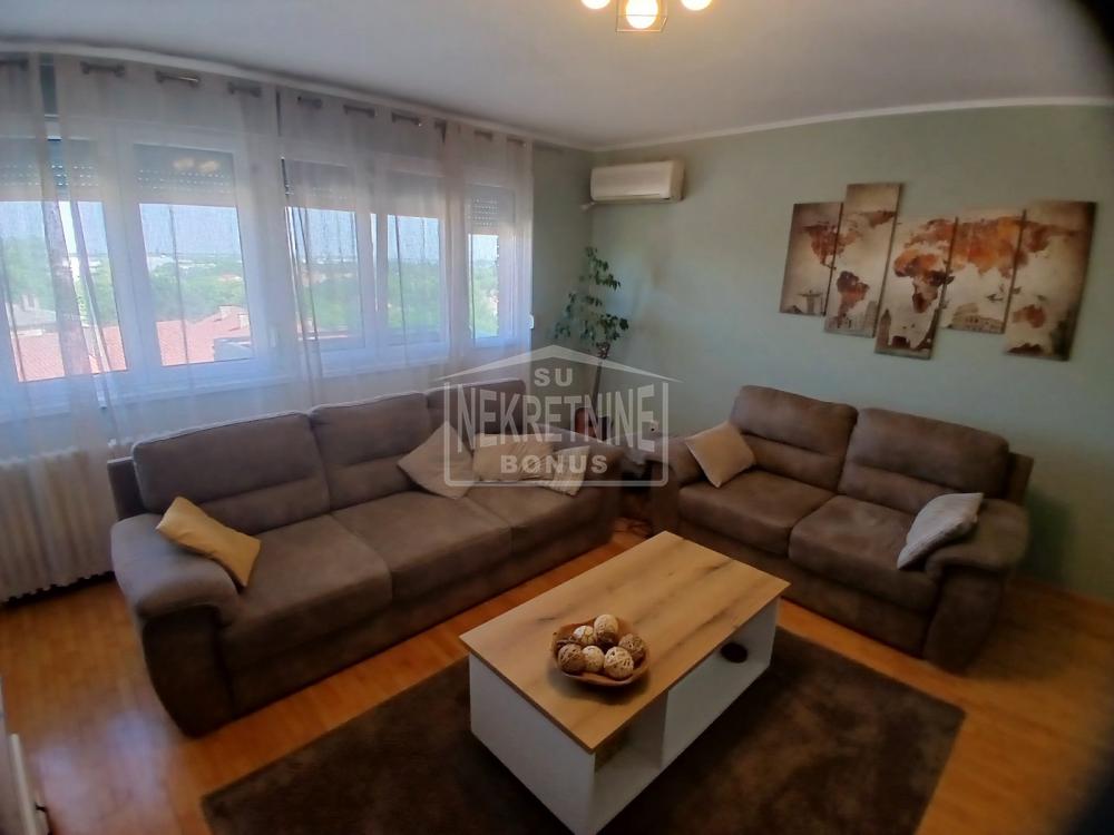 Subotica-Kertvaroš-prodaje se trosoban stan ID#2164
98.000 €