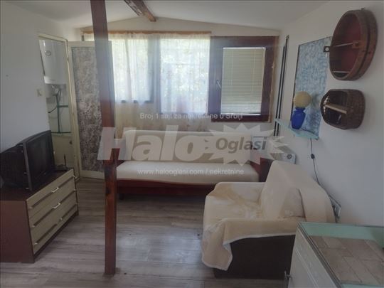 Umka, 3 stana za samce