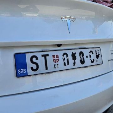 INOX KLIK RAM ZA TABLICE BEZ OKVIRA