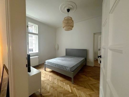 Renoviran 3.0 stan, top lokacija, Centar, ID 1183