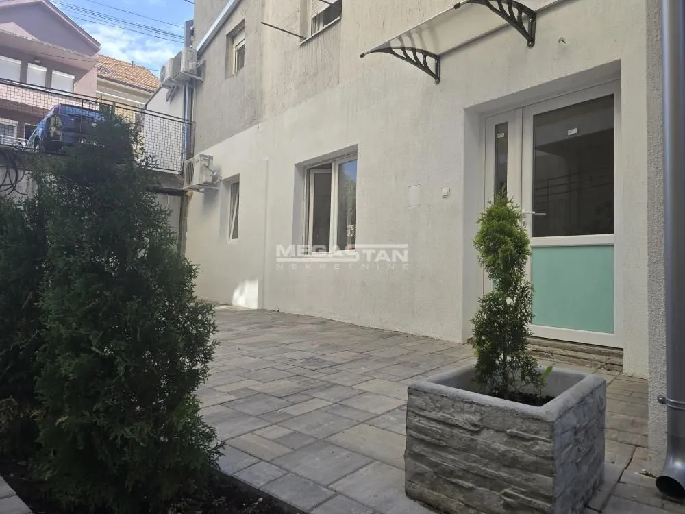 Prodaja, dvosoban stan, 57m², Žarkovo, Beograd