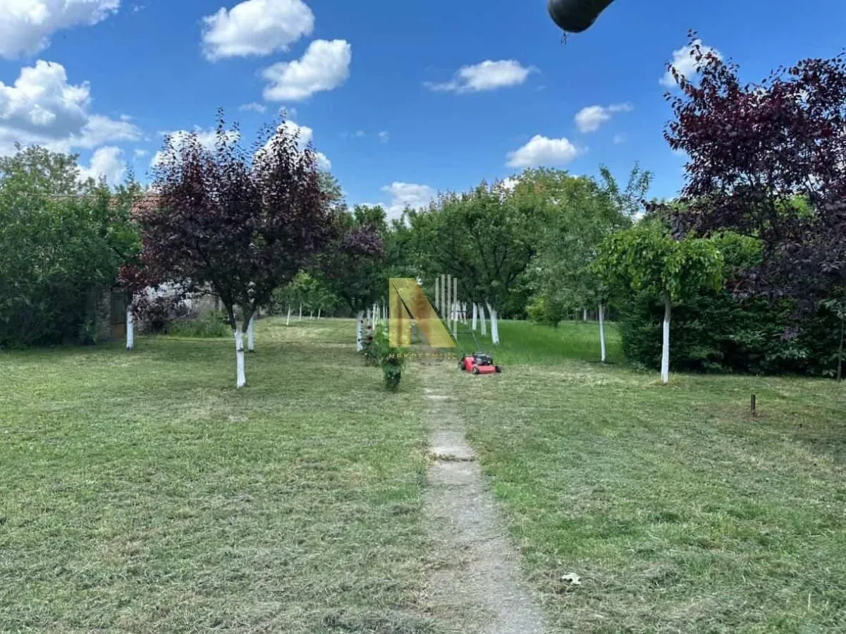Prodaja, kuća, 396m², Novi Bečej, Zrenjanin