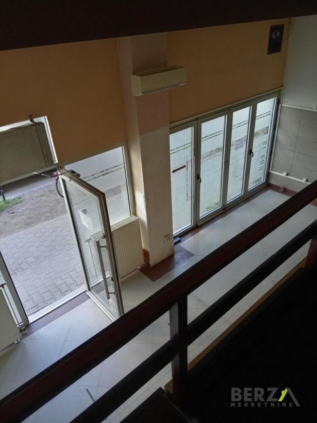 ODLIČAN ULIČNI LOKAL OD 60 M2 NA PROMETNOM MESTU NA ROTKVARIJI