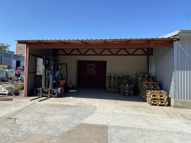 CUKARICA MAKIS 140m2 , 630e