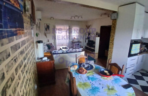 Prodajem Kuću, Salajka