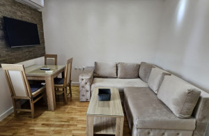 Iznajmljujem Stan-Apartman, Centar