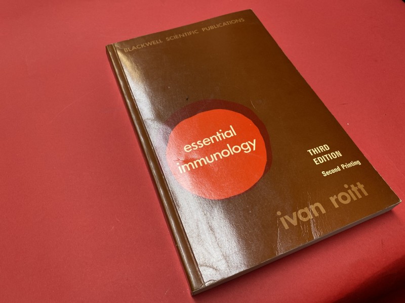 Ivan M. Roitt Essential Immunology