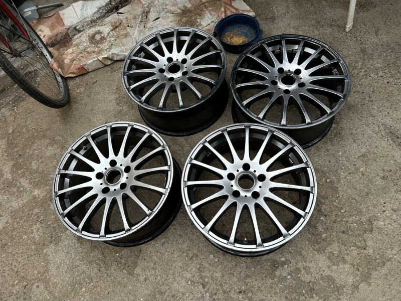 Nudi cenu HITNO BMW AEZ 18h2x8j ALU felne 120x5