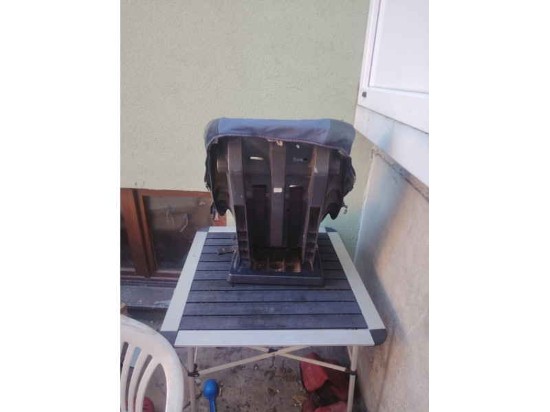 Auto sedite decje 1