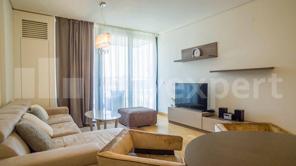 Stan za izdavanje BEZ PROVIZIJE: Trosoban, 95m², Hercegovačka, Savski venac - 2300€
