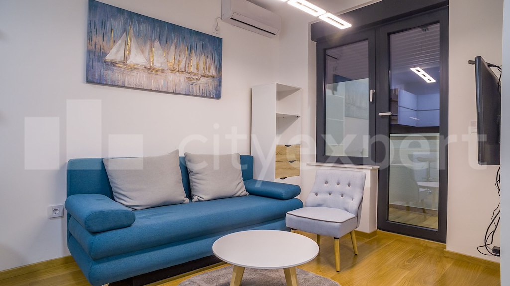 Stan Izdavanje Novi Sad Bez skrivenih troškova - 29m², Trg galerija, Novi Sad - 400€