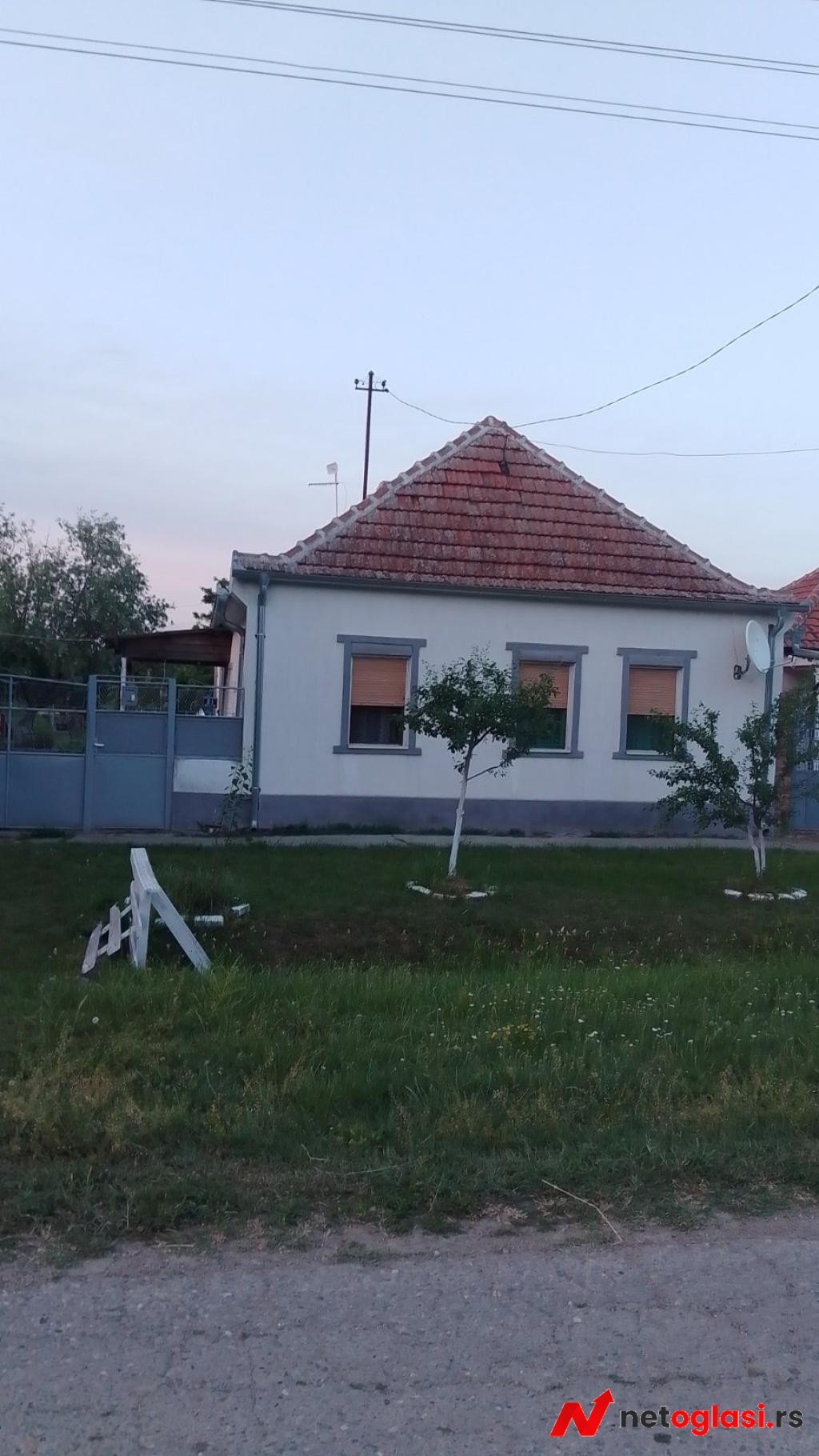 Prodajem kucu u Banatskoj Dubici
