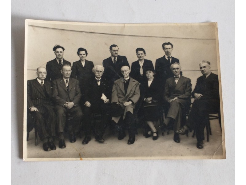 foto OSNIVAČI UMETNIČKOG UDRUŽENJA - LADA Beograd