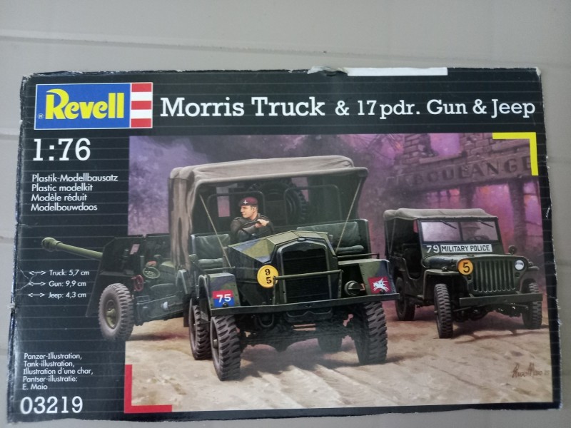 Revell 1-76